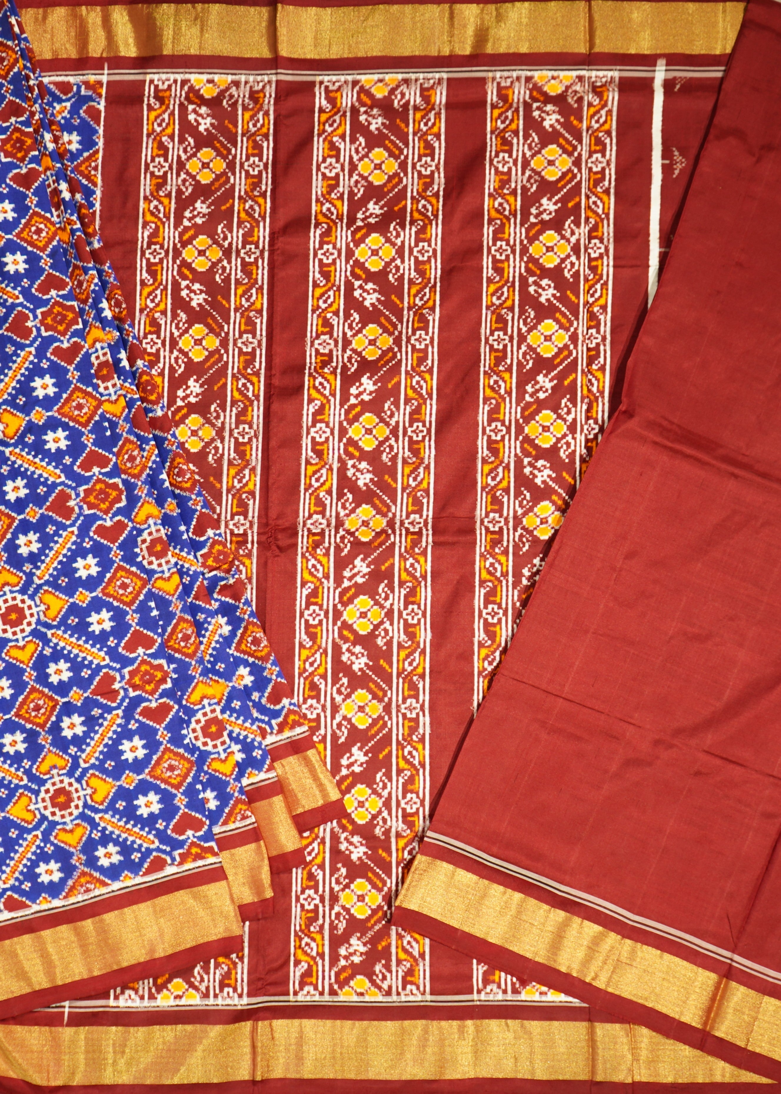 Vibrant Pochampally Sarees Collection - Handwoven Elegance – Padugu